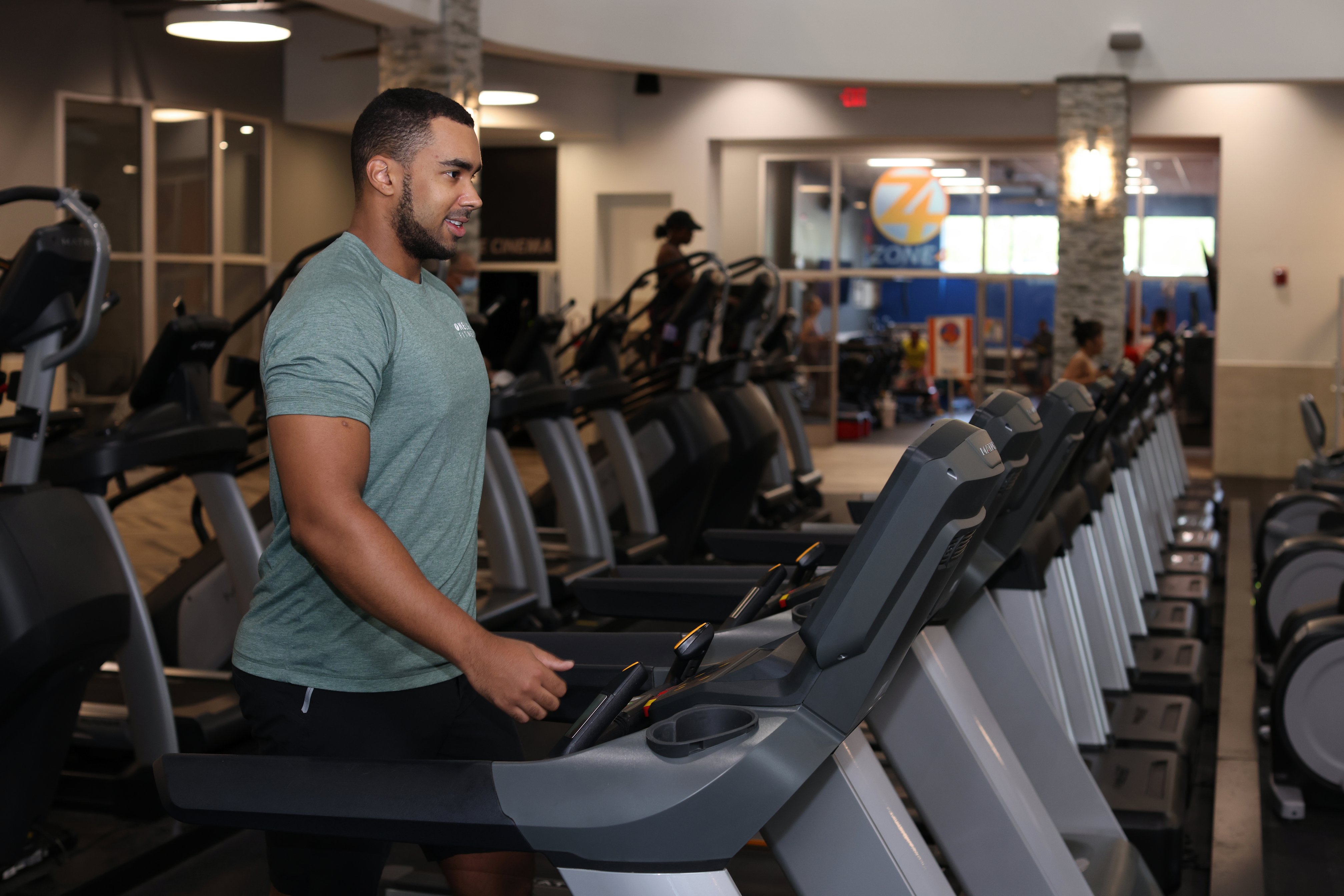 Training for Marathons: Tailored Programs at Our Gyms
